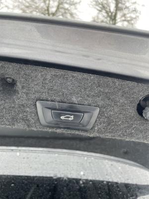 BMW 520 2010 in Jonava, with an engine capacity of 2.00 L and mileage of 392 thousand km for 6900 €, photo 8 on AUTOMOTO.COM.LV