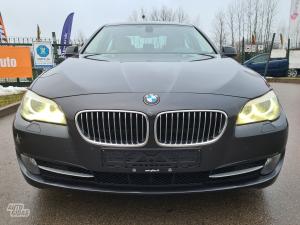 BMW 520 2011 in Kaunas, with an engine capacity of 2.00 L and mileage of 350 thousand km for 7500 €, photo 7 on AUTOMOTO.COM.LV