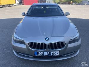 BMW 520 2011 in Kaunas, with an engine capacity of 2.00 L and mileage of 350 thousand km for 7650 €, photo 14 on AUTOMOTO.COM.LV