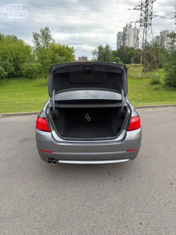 BMW 520 2011 in Vilnius, with an engine capacity of 2.00 L and mileage of 162 thousand km for 3300 €, photo 10 on AUTOMOTO.COM.LV
