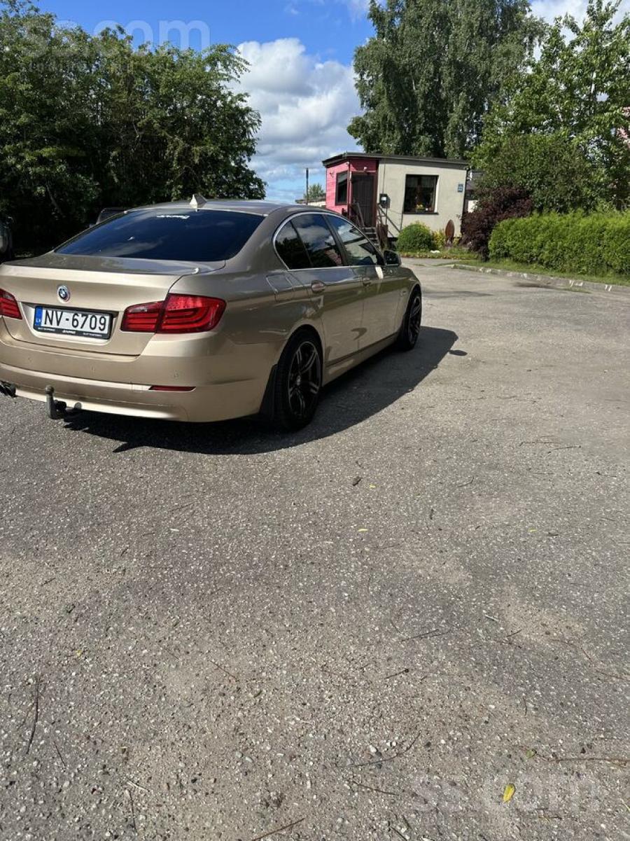 BMW 520 2011 in Ventspils, with an engine capacity of 2.00 L and mileage of 392 thousand km for 7000 €, photo 5 on AUTOMOTO.COM.LV