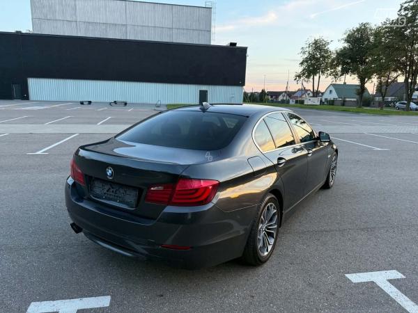 BMW 520 2011 in Kaunas, with an engine capacity of 2.00 L and mileage of 272 thousand km for 7450 €, photo 5 on AUTOMOTO.COM.LV