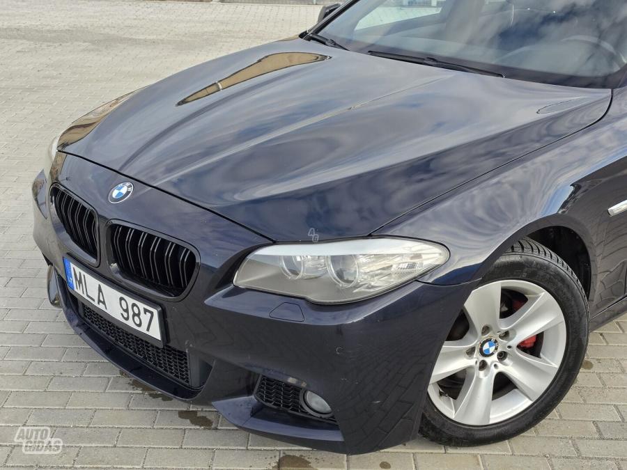 BMW 520 2011 in Silute, with an engine capacity of 2.00 L and mileage of 238 thousand km for 8500 €, photo 12 on AUTOMOTO.COM.LV