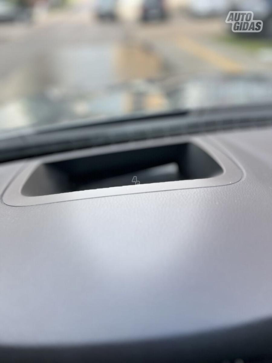 BMW 520 2012 Viļņa, ar dzinēja tilpumu 2.00 L un nobraukumu 321 tūkst. km par 8500 €, foto 17 vietnē AUTOMOTO.COM.LV