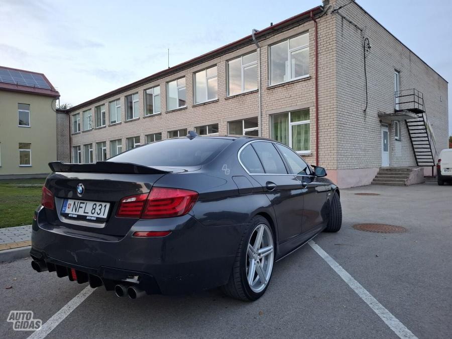 BMW 520 2012 in Kaunas, with an engine capacity of 2.00 L and mileage of 360 thousand km for 6900 €, photo 13 on AUTOMOTO.COM.LV