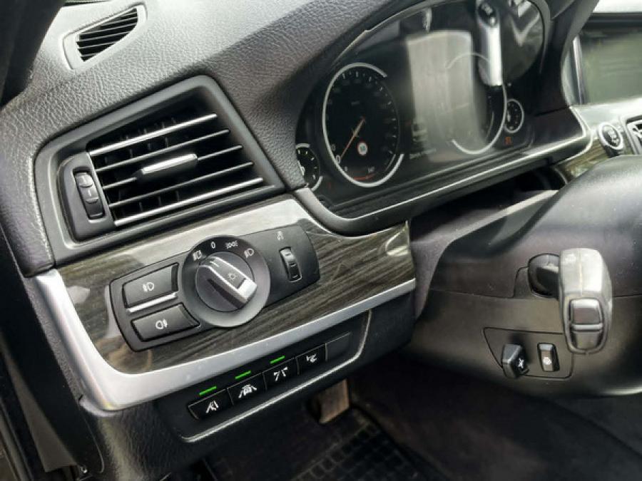 BMW 520 2013 in Narva, with an engine capacity of 0.00 L and mileage of 0 thousand km for 10990 €, photo 16 on AUTOMOTO.COM.LV