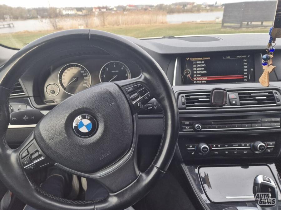 BMW 520 2015 in Vilnius, with an engine capacity of 2.00 L and mileage of 259 thousand km for 10200 €, photo 5 on AUTOMOTO.COM.LV