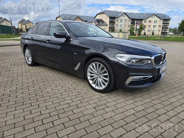BMW 520 2017 in Riga, with an engine capacity of 2.00 L and mileage of 235 thousand km for 22500 €, photo 2 on AUTOMOTO.COM.LV