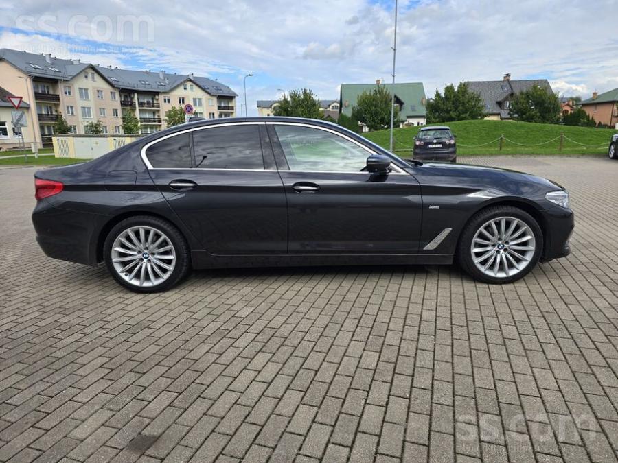BMW 520 2017 in Riga, with an engine capacity of 2.00 L and mileage of 235 thousand km for 22500 €, photo 4 on AUTOMOTO.COM.LV
