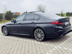 BMW 520 2017 in Siauliai, with an engine capacity of 2.00 L and mileage of 314 thousand km for 18100 €, photo 6 on AUTOMOTO.COM.LV