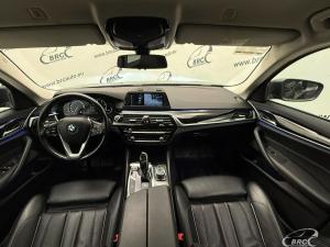 BMW 520 2018 in Vilnius, with an engine capacity of 2.00 L and mileage of 314 thousand km for 18400 €, photo 4 on AUTOMOTO.COM.LV