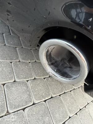 BMW 520 2019 in Vilnius, with an engine capacity of 2.00 L and mileage of 252 thousand km for 15000 €, photo 14 on AUTOMOTO.COM.LV