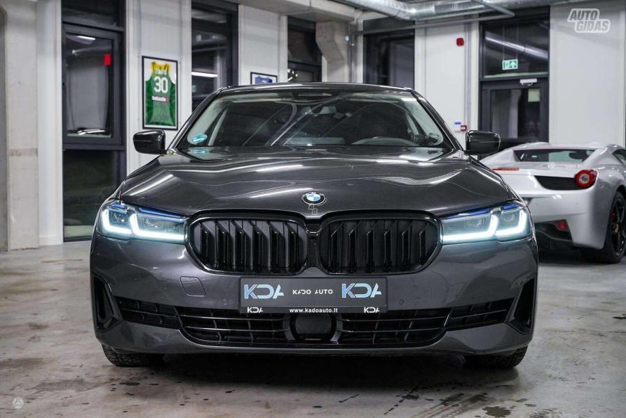 BMW 520 2023 in Marijampole, with an engine capacity of 2.00 L and mileage of 89 thousand km for 33950 €, photo 4 on AUTOMOTO.COM.LV