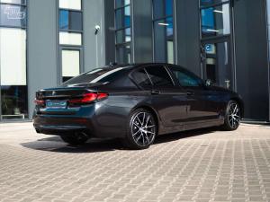 BMW 520 2023 in Marijampole, with an engine capacity of 2.00 L and mileage of 89 thousand km for 33950 €, photo 8 on AUTOMOTO.COM.LV