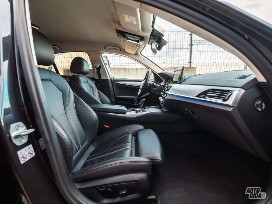 BMW 520 2023 in Marijampole, with an engine capacity of 2.00 L and mileage of 89 thousand km for 33950 €, photo 38 on AUTOMOTO.COM.LV