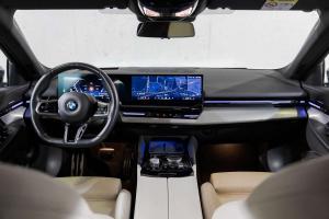 BMW 520 2023 Viļņa, ar dzinēja tilpumu 2.00 L un nobraukumu 89 tūkst. km par 49991 €, foto 17 vietnē AUTOMOTO.COM.LV