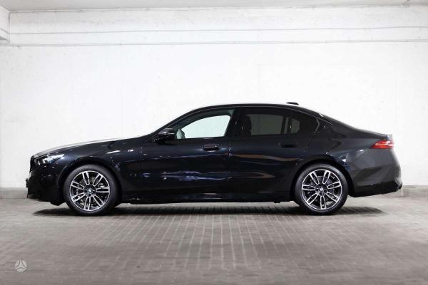 BMW 520 2024 Viļņa, ar dzinēja tilpumu 2.00 L un nobraukumu 28 tūkst. km par 54977 €, foto 4 vietnē AUTOMOTO.COM.LV