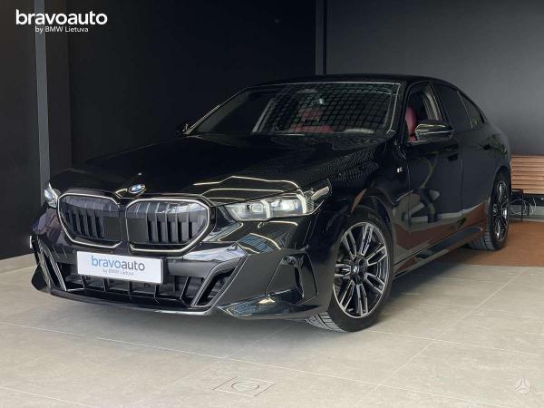 BMW 520 2025 in Klaipeda, with an engine capacity of 2.00 L and mileage of 20 thousand km for 53844 €, photo 1 on AUTOMOTO.COM.LV