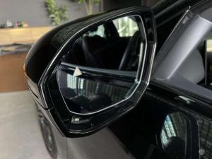 BMW 520 2025 in Klaipeda, with an engine capacity of 2.00 L and mileage of 20 thousand km for 53844 €, photo 11 on AUTOMOTO.COM.LV