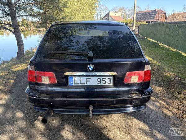 BMW 520 2003 in Vilnius, with an engine capacity of 2.00 L and mileage of 326 thousand km for 850 €, photo 5 on AUTOMOTO.COM.LV