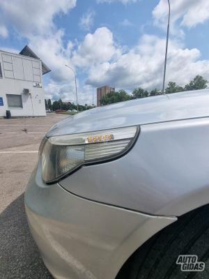 BMW 520 2006 in Panevezys, with an engine capacity of 2.00 L and mileage of 282 thousand km for 2700 €, photo 24 on AUTOMOTO.COM.LV