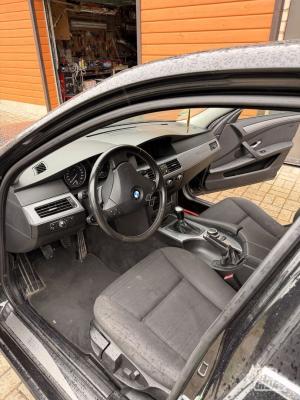 BMW 520 2008 in Vilnius, with an engine capacity of 2.00 L and mileage of 220 thousand km for 2400 €, photo 8 on AUTOMOTO.COM.LV