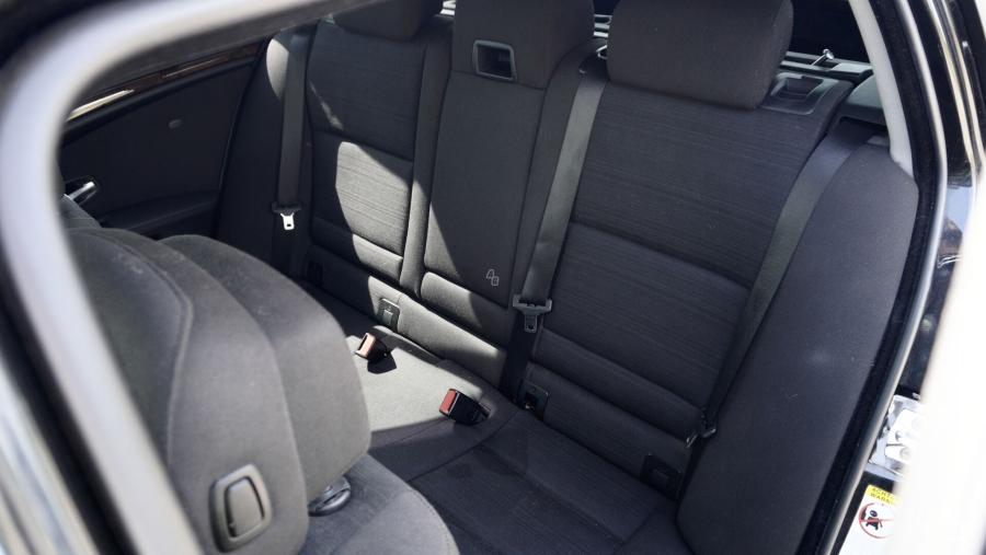 BMW 520 2008 Viļņa, ar dzinēja tilpumu 2.00 L un nobraukumu 344 tūkst. km par 4400 €, foto 14 vietnē AUTOMOTO.COM.LV