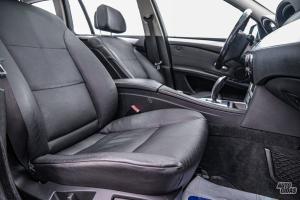 BMW 520 2009 in Kaunas, with an engine capacity of 2.50 L and mileage of 256 thousand km for 6290 €, photo 13 on AUTOMOTO.COM.LV