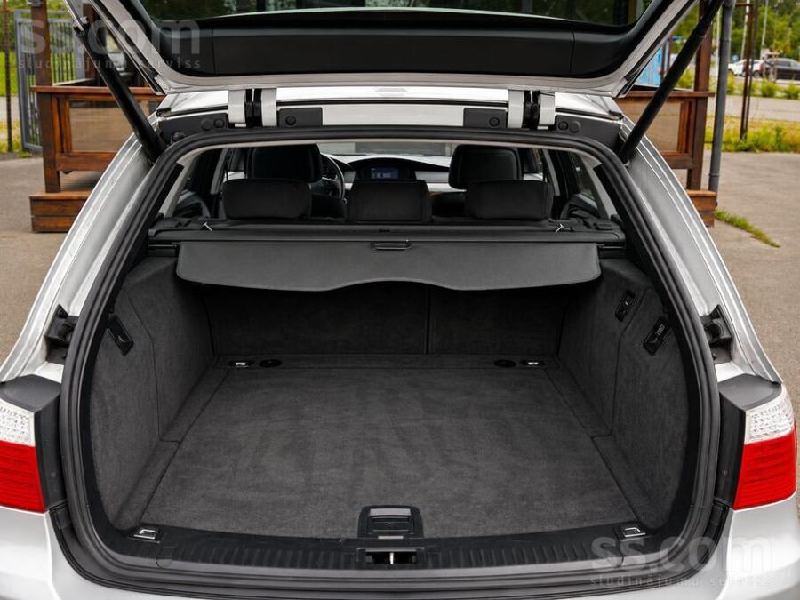 BMW 520 2009 in Riga, with an engine capacity of 2.00 L and mileage of 338 thousand km for 3850 €, photo 11 on AUTOMOTO.COM.LV