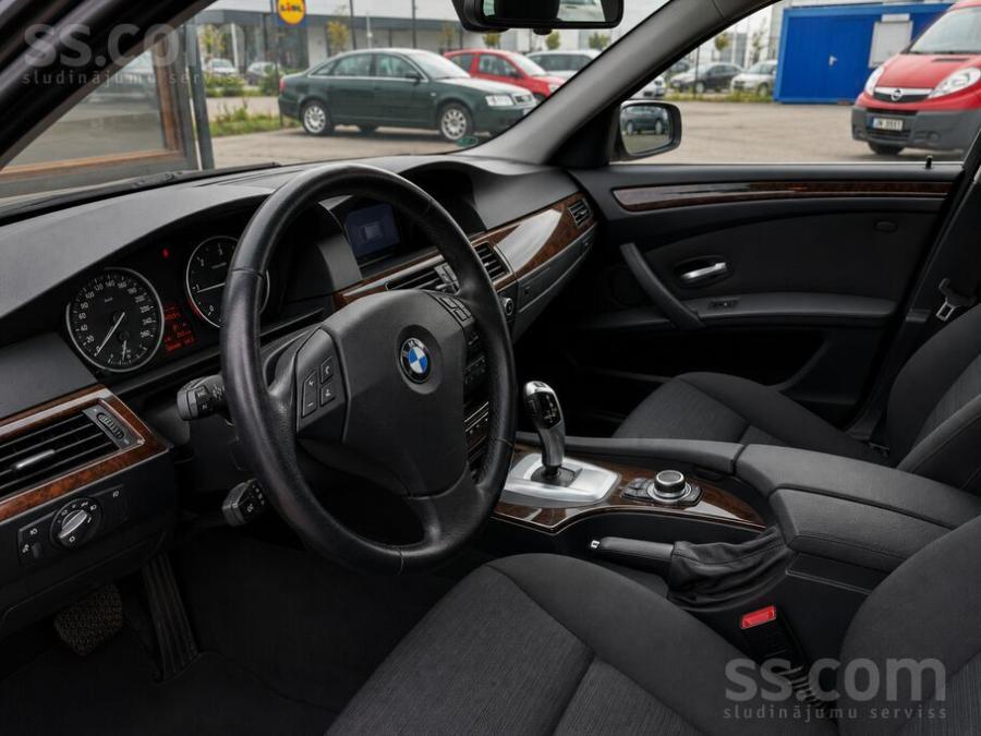 BMW 520 2009 in Riga, with an engine capacity of 2.00 L and mileage of 338 thousand km for 3850 €, photo 15 on AUTOMOTO.COM.LV