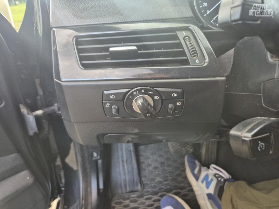BMW 520 2009 Viļņa, ar dzinēja tilpumu 2.00 L un nobraukumu 459 tūkst. km par 2900 €, foto 9 vietnē AUTOMOTO.COM.LV