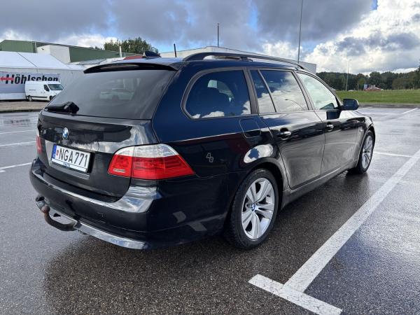 BMW 520 2009 in Prienai, with an engine capacity of 2.00 L and mileage of 390 thousand km for 3100 €, photo 11 on AUTOMOTO.COM.LV