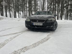 BMW 520 2010 in Vilnius, with an engine capacity of 2.00 L and mileage of 329 thousand km for 5300 €, photo  on AUTOMOTO.COM.LV