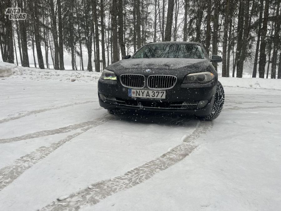 BMW 520 2010 in Vilnius, with an engine capacity of 2.00 L and mileage of 329 thousand km for 5300 €, photo 1 on AUTOMOTO.COM.LV