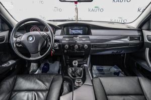 BMW 520 2010 in Kaunas, with an engine capacity of 2.00 L and mileage of 305 thousand km for 5290 €, photo 9 on AUTOMOTO.COM.LV