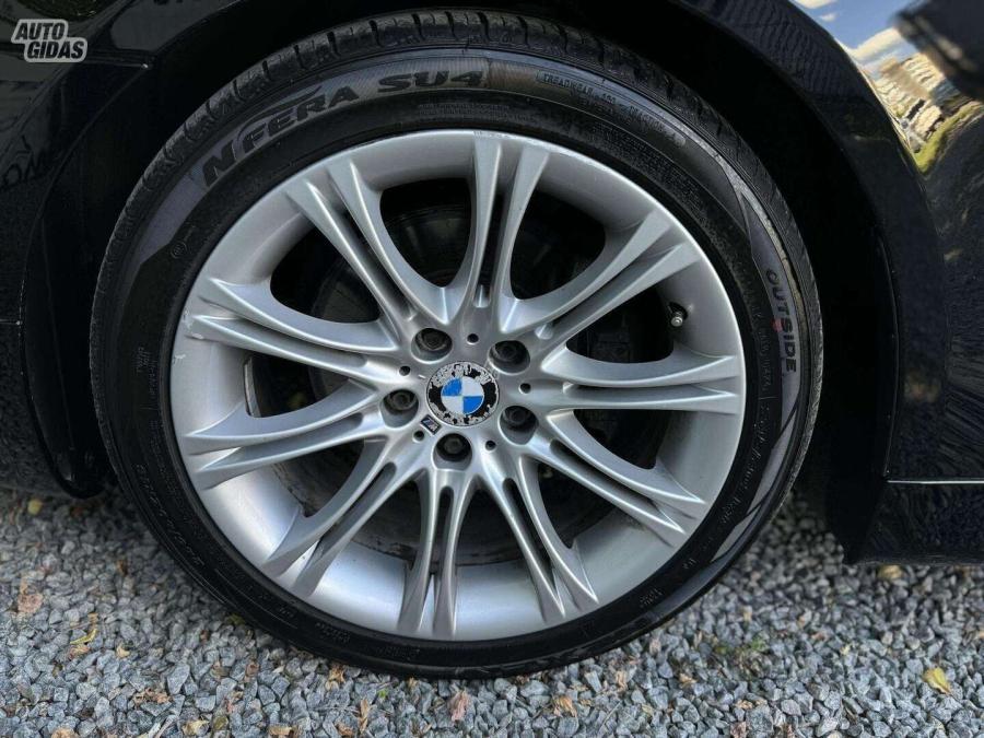 BMW 520 2010 in Vilnius, with an engine capacity of 2.00 L and mileage of 325 thousand km for 6900 €, photo 25 on AUTOMOTO.COM.LV