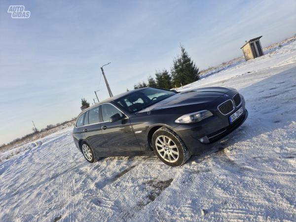 BMW 520 2011 in Vilkaviskis, with an engine capacity of 2.00 L and mileage of 301 thousand km for 6150 €, photo 2 on AUTOMOTO.COM.LV
