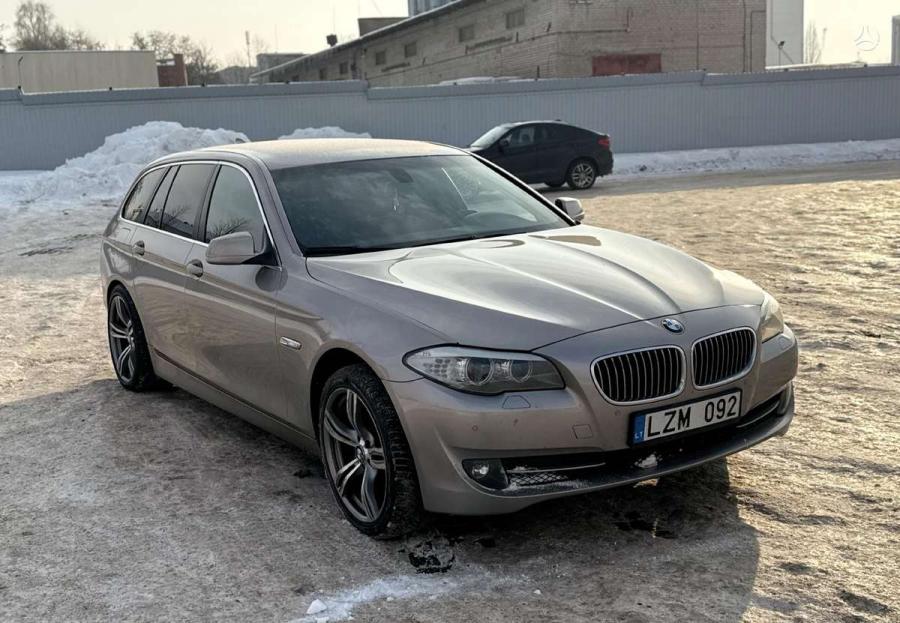 BMW 520 2011 Klaipėda, ar dzinēja tilpumu 2.00 L un nobraukumu 353 tūkst. km par 7600 €, foto 3 vietnē AUTOMOTO.COM.LV
