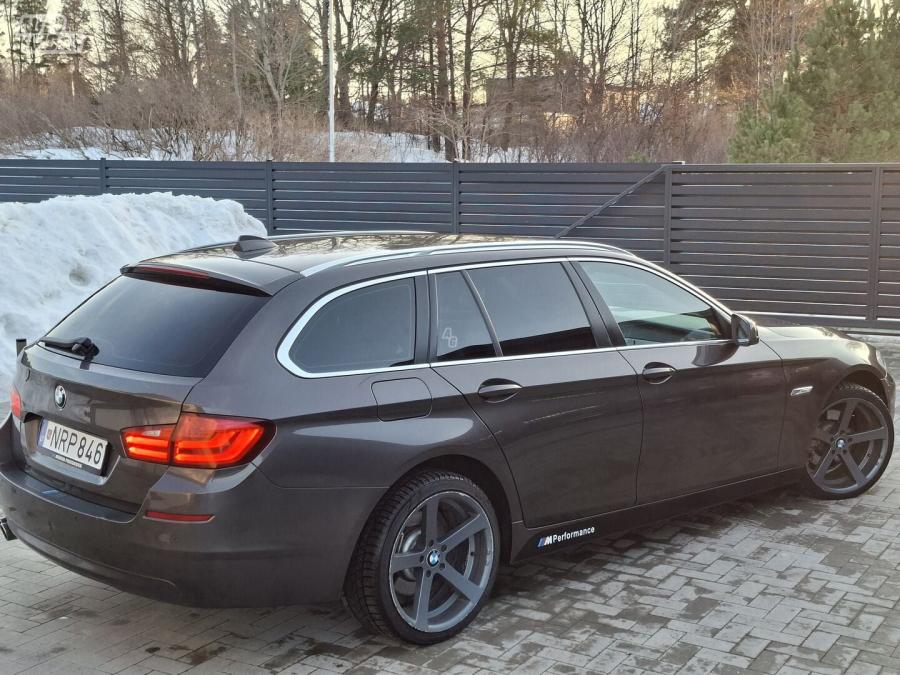 BMW 520 2011 Šilutė, ar dzinēja tilpumu 2.00 L un nobraukumu 450 tūkst. km par 5700 €, foto 10 vietnē AUTOMOTO.COM.LV