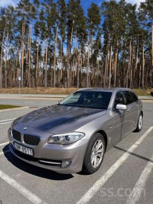 BMW 520 2011 in Riga, with an engine capacity of 2.00 L and mileage of 302 thousand km for 8400 €, photo 3 on AUTOMOTO.COM.LV
