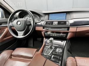 BMW 520 2011 in Riga, with an engine capacity of 2.00 L and mileage of 302 thousand km for 8400 €, photo 8 on AUTOMOTO.COM.LV