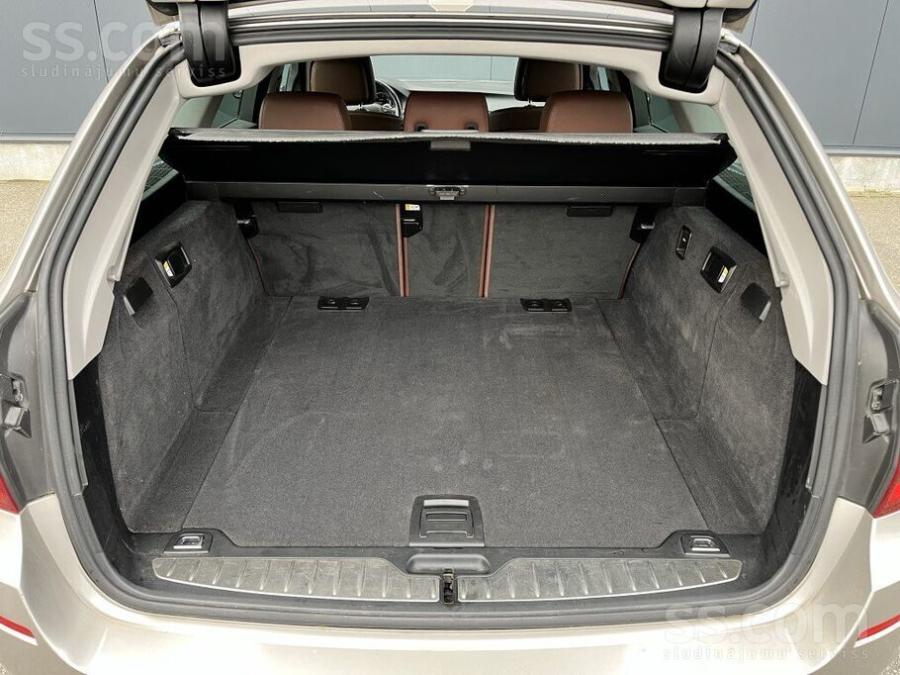 BMW 520 2011 in Riga, with an engine capacity of 2.00 L and mileage of 302 thousand km for 8400 €, photo 13 on AUTOMOTO.COM.LV