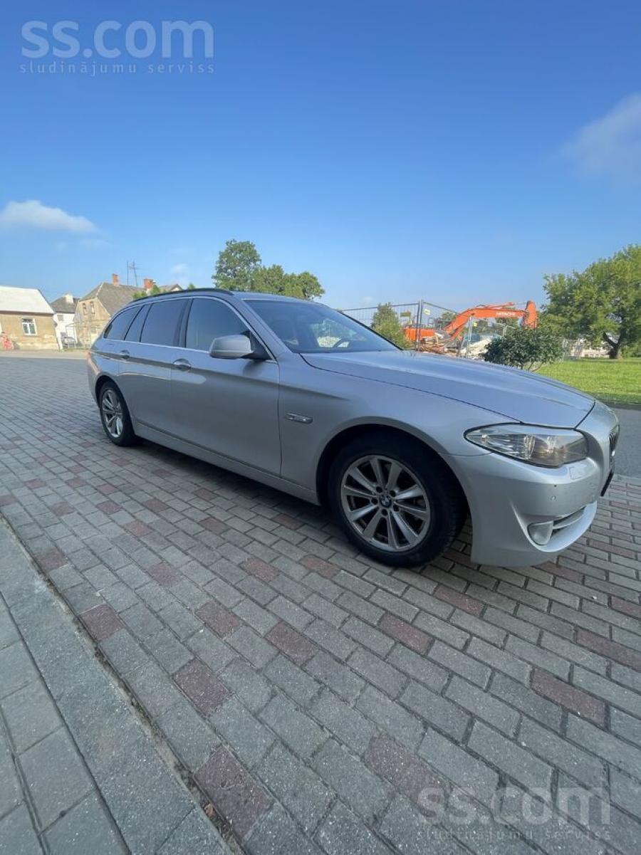 BMW 520 2011 Rīga, ar dzinēja tilpumu 2.00 L un nobraukumu 297 tūkst. km par 5600 €, foto 6 vietnē AUTOMOTO.COM.LV