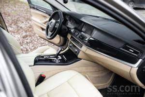 BMW 520 2011 in Riga, with an engine capacity of 2.00 L and mileage of 333 thousand km for 6500 €, photo 10 on AUTOMOTO.COM.LV