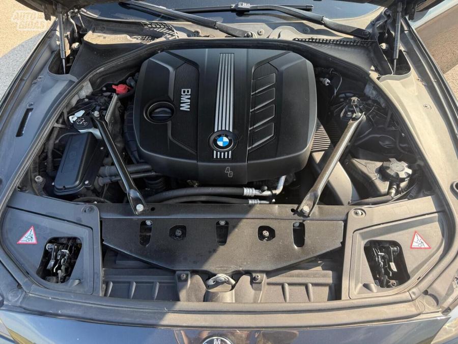 BMW 520 2011 in Vilkaviskis, with an engine capacity of 2.00 L and mileage of 300 thousand km for 5850 €, photo 12 on AUTOMOTO.COM.LV