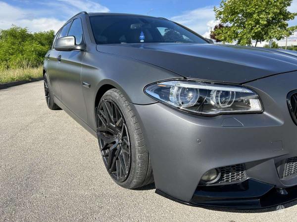 BMW 520 2011 in Panevezys, with an engine capacity of 2.00 L and mileage of 377 thousand km for 9250 €, photo 7 on AUTOMOTO.COM.LV