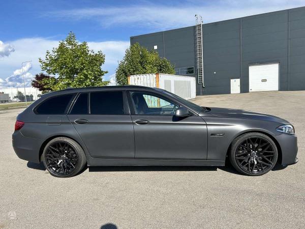 BMW 520 2011 in Panevezys, with an engine capacity of 2.00 L and mileage of 377 thousand km for 9250 €, photo 9 on AUTOMOTO.COM.LV