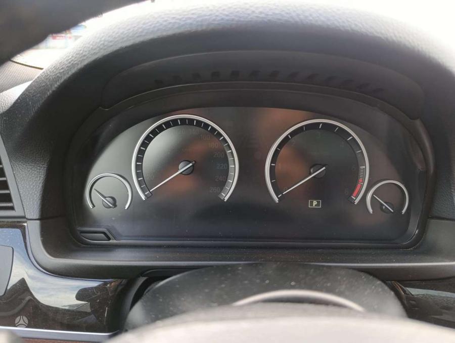 BMW 520 2011 Panevēža, ar dzinēja tilpumu 0.00 L un nobraukumu 312 tūkst. km par 6700 €, foto 25 vietnē AUTOMOTO.COM.LV