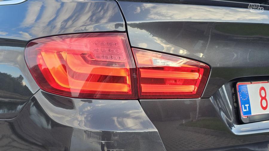 BMW 520 2011 in Trakai, with an engine capacity of 2.00 L and mileage of 286 thousand km for 7200 €, photo 17 on AUTOMOTO.COM.LV