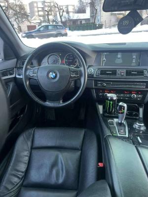 BMW 520 2012 in Raseiniai, with an engine capacity of 2.00 L and mileage of 293 thousand km for 6950 €, photo 8 on AUTOMOTO.COM.LV